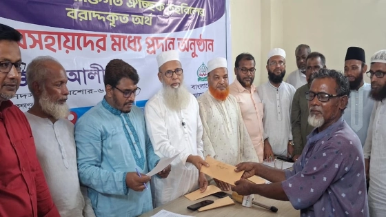 আত্মকর্মসংস্থানে সহায়তায় কেশবপুরে এমপির অসহায়দের মাঝে নগদ অর্থ বিতরণ ...